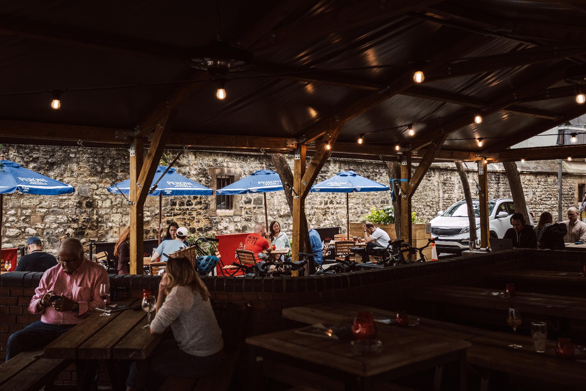 The Bear Inn - Fuller's Pub and Restaurant in Oxford