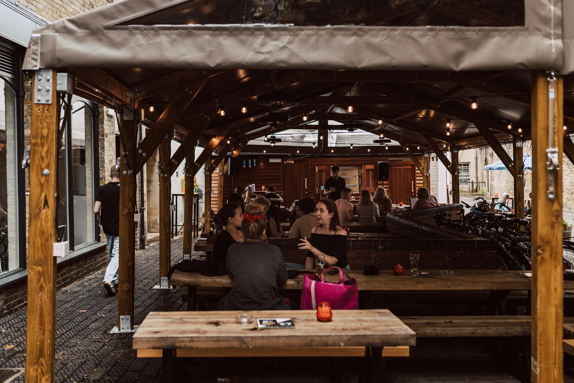 The Bear Inn - Fuller's Pub and Restaurant in Oxford